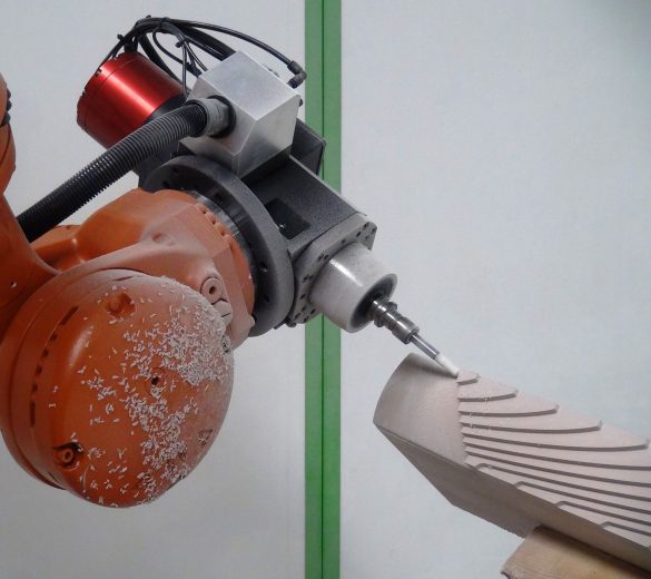 Robotic machining, composite machining, robotic milling | GEBE2